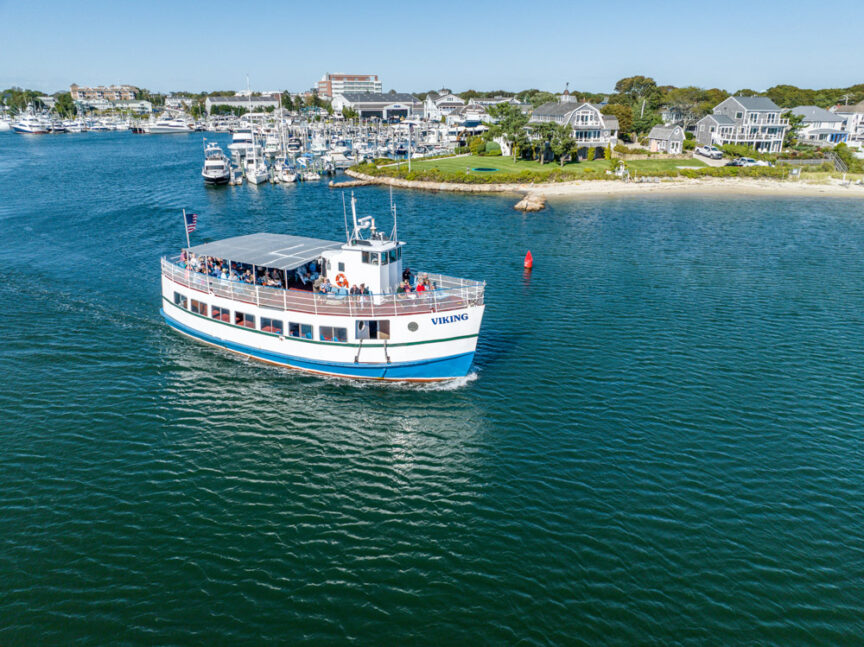 What To Expect On A Hyannis Harbor Cruise - Hy-Line Cruises